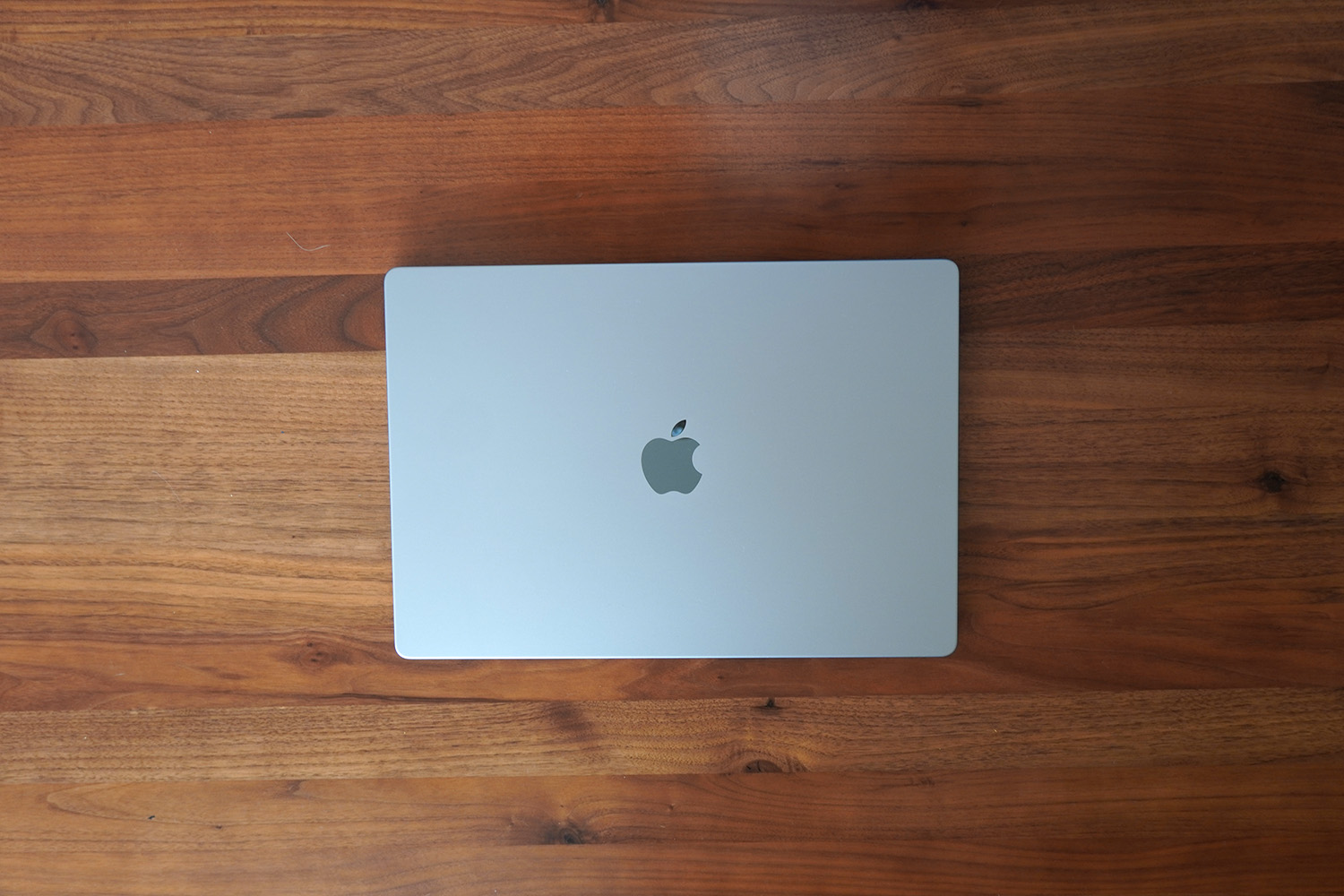 M1 Pro MacBook Pro 16インチをWebデザイナーが8ヶ月使った感想 – RYOB.net